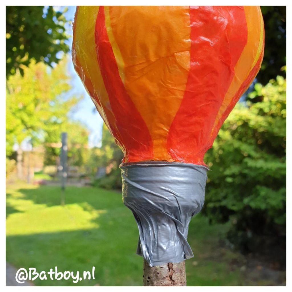 Fakkel maken voor Sint Maarten van een lege fles | Batboy